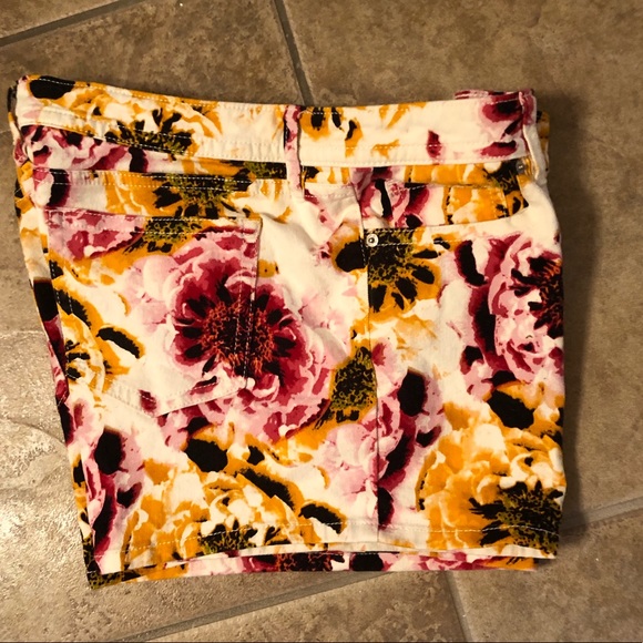 a.n.a | Shorts | Ana 5 Pocket Shorts | Poshmark